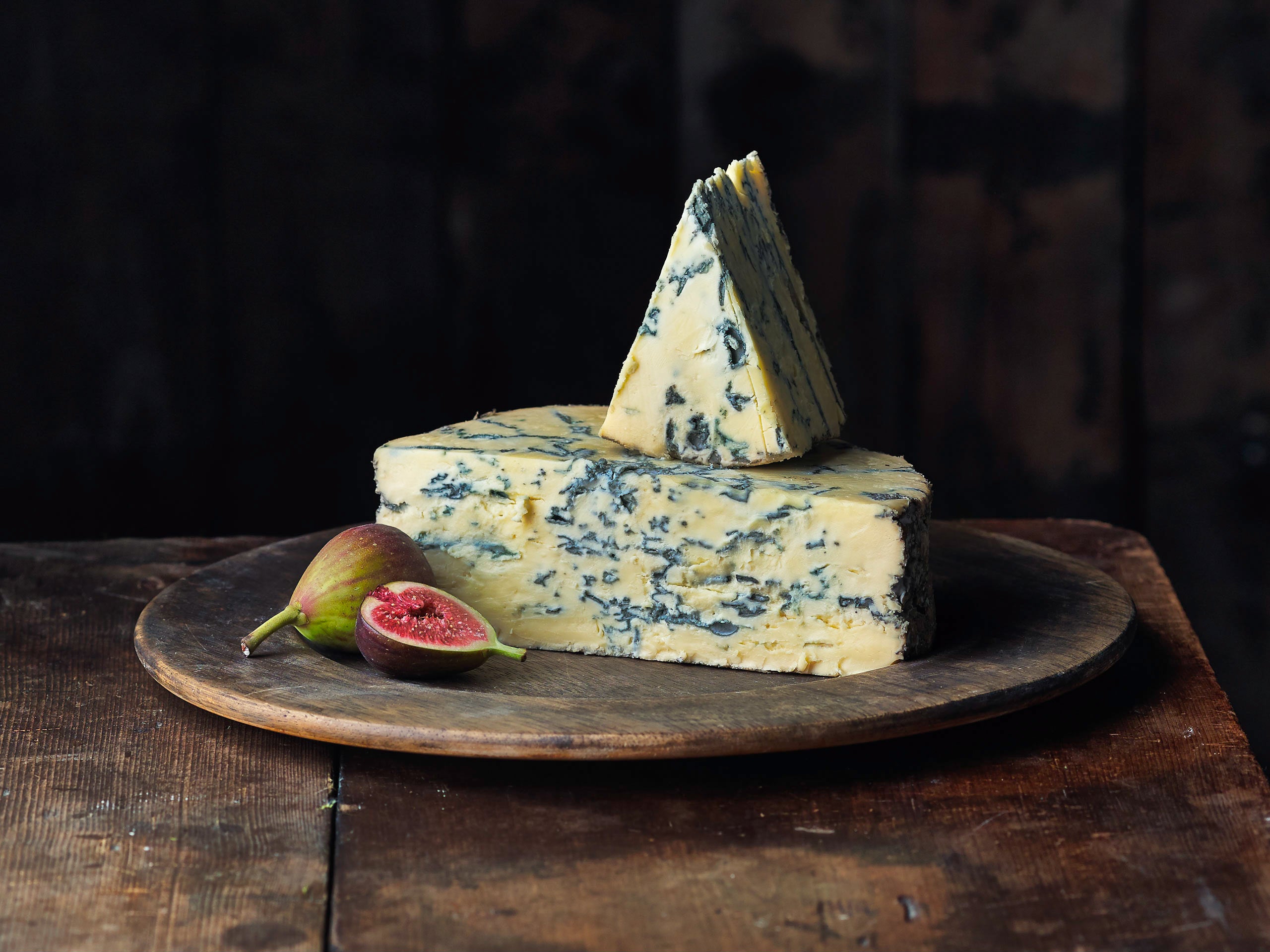 Organic Yorkshire Blue cheese | Creamy Organic Artisan Blue from ...
